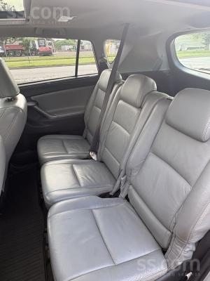 Grey Toyota Verso 2009 in Cesis, with an engine capacity of 2.00 L and mileage of 450 thousand km for 2600 €, photo 10 on AUTOMOTO.COM.LV