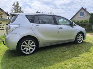 Pelēks Toyota Verso 2009 Daugavpils, ar dzinēja tilpumu 2.00 L un nobraukumu 279 tūkst. km par 3350 €, foto 11 vietnē AUTOMOTO.COM.LV