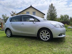 Pelēks Toyota Verso 2009 Daugavpils, ar dzinēja tilpumu 2.00 L un nobraukumu 279 tūkst. km par 3350 €, foto 13 vietnē AUTOMOTO.COM.LV