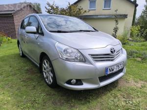 Pelēks Toyota Verso 2009 Daugavpils, ar dzinēja tilpumu 2.00 L un nobraukumu 279 tūkst. km par 3350 €, foto 15 vietnē AUTOMOTO.COM.LV