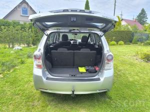 Pelēks Toyota Verso 2009 Daugavpils, ar dzinēja tilpumu 2.00 L un nobraukumu 279 tūkst. km par 3350 €, foto 17 vietnē AUTOMOTO.COM.LV