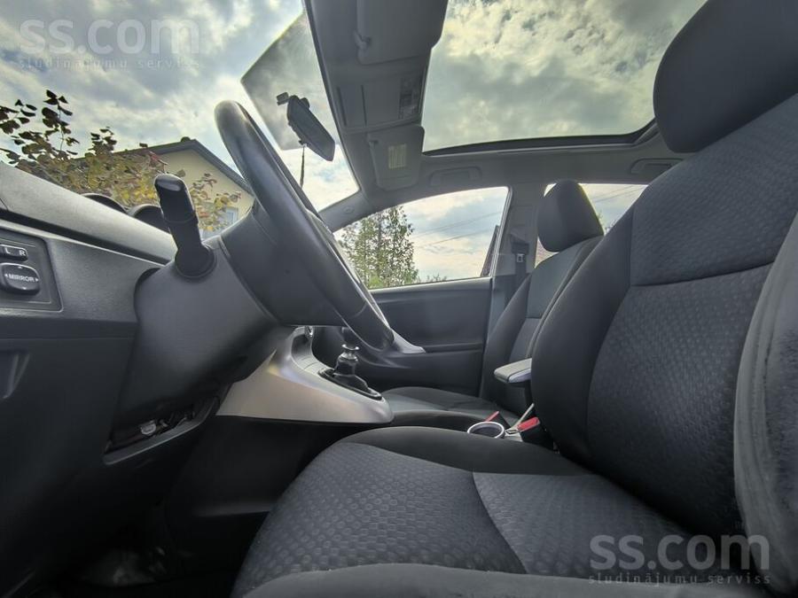 Pelēks Toyota Verso 2009 Daugavpils, ar dzinēja tilpumu 2.00 L un nobraukumu 279 tūkst. km par 3350 €, foto 25 vietnē AUTOMOTO.COM.LV