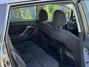 Grey Toyota Verso 2009 in Vilnius, with an engine capacity of 2.00 L and mileage of 286 thousand km for 3800 €, photo 10 on AUTOMOTO.COM.LV