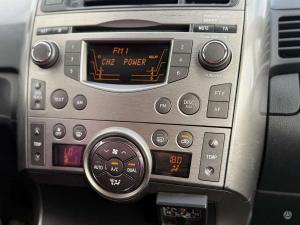 Grey Toyota Verso 2009 in Siauliai, with an engine capacity of 2.00 L and mileage of 253 thousand km for 1500 €, photo 20 on AUTOMOTO.COM.LV