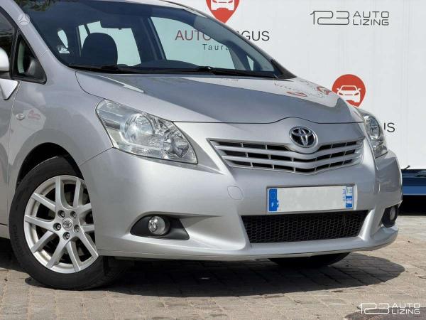 Pelēks Toyota Verso 2009 Tauragė, ar dzinēja tilpumu 2.20 L un nobraukumu 248 tūkst. km par 4500 €, foto 6 vietnē AUTOMOTO.COM.LV