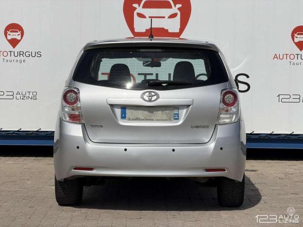 Pelēks Toyota Verso 2009 Tauragė, ar dzinēja tilpumu 2.20 L un nobraukumu 248 tūkst. km par 4500 €, foto 10 vietnē AUTOMOTO.COM.LV