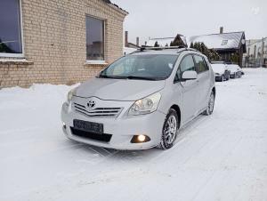 Pelēks Toyota Verso 2010 Utena, ar dzinēja tilpumu 2.00 L un nobraukumu 206 tūkst. km par 3399 €, foto 5 vietnē AUTOMOTO.COM.LV