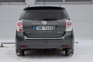 Grey Toyota Verso 2010 in Riga, with an engine capacity of 2.00 L and mileage of 0 thousand km for 3995 €, photo 5 on AUTOMOTO.COM.LV