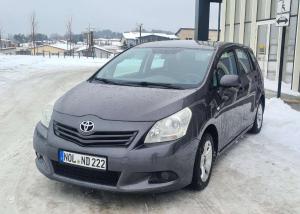 Pelēks Toyota Verso 2010 Viļņa, ar dzinēja tilpumu 2.00 L un nobraukumu 268 tūkst. km par 4250 €, foto 4 vietnē AUTOMOTO.COM.LV