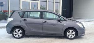Pelēks Toyota Verso 2010 Viļņa, ar dzinēja tilpumu 2.00 L un nobraukumu 268 tūkst. km par 4250 €, foto 6 vietnē AUTOMOTO.COM.LV