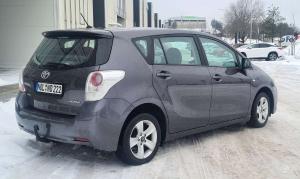 Pelēks Toyota Verso 2010 Viļņa, ar dzinēja tilpumu 2.00 L un nobraukumu 268 tūkst. km par 4250 €, foto 7 vietnē AUTOMOTO.COM.LV