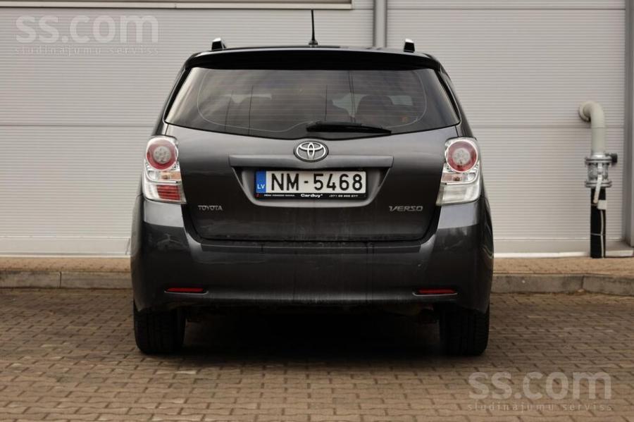 Pelēks Toyota Verso 2010 Rīga, ar dzinēja tilpumu 2.00 L un nobraukumu 0 tūkst. km par 2995 €, foto 6 vietnē AUTOMOTO.COM.LV