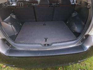 Pelēks Toyota Verso 2010 Gulbene, ar dzinēja tilpumu 2.00 L un nobraukumu 327 tūkst. km par 5000 €, foto 5 vietnē AUTOMOTO.COM.LV