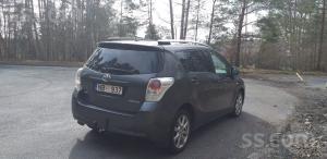 Pelēks Toyota Verso 2010 Rīga, ar dzinēja tilpumu 2.00 L un nobraukumu 277 tūkst. km par 3600 €, foto 7 vietnē AUTOMOTO.COM.LV