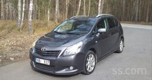Pelēks Toyota Verso 2010 Rīga, ar dzinēja tilpumu 2.00 L un nobraukumu 277 tūkst. km par 3600 €, foto 8 vietnē AUTOMOTO.COM.LV