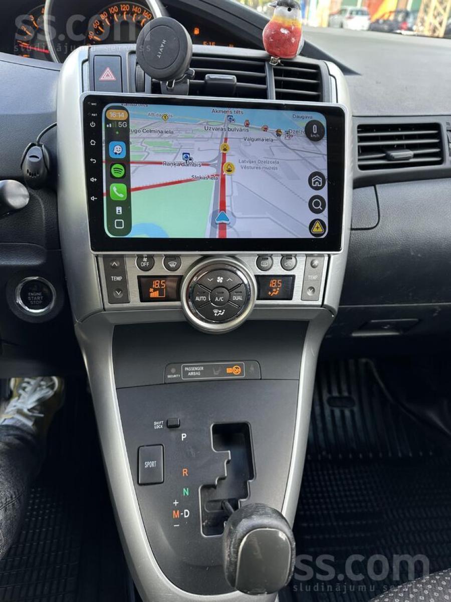 Pelēks Toyota Verso 2010 Rīga, ar dzinēja tilpumu 2.20 L un nobraukumu 240 tūkst. km par 3500 €, foto 6 vietnē AUTOMOTO.COM.LV