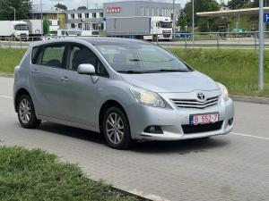 Серый Тойота Версо 2010 в Резекне, объемом двигателя 1.80 л и пробегом 291 тыс. км за 3950 €, фото 4 на AUTOMOTO.COM.LV