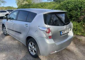 Pelēks Toyota Verso 2010 Šilutė, ar dzinēja tilpumu 2.00 L un nobraukumu 288 tūkst. km par 3800 €, foto 10 vietnē AUTOMOTO.COM.LV
