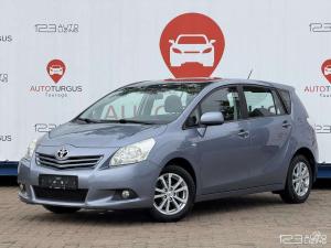 Grey Toyota Verso 2010 in Taurage, with an engine capacity of 2.00 L and mileage of 230 thousand km for 4300 €, photo  on AUTOMOTO.COM.LV
