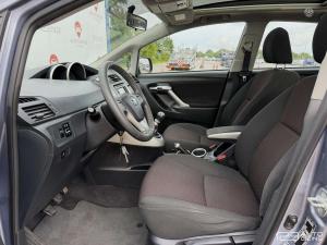 Grey Toyota Verso 2010 in Taurage, with an engine capacity of 2.00 L and mileage of 230 thousand km for 4300 €, photo 11 on AUTOMOTO.COM.LV