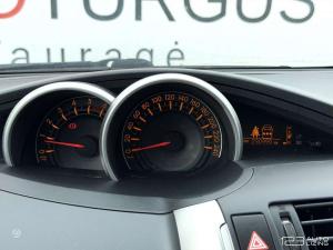 Grey Toyota Verso 2010 in Taurage, with an engine capacity of 2.00 L and mileage of 230 thousand km for 4300 €, photo 19 on AUTOMOTO.COM.LV