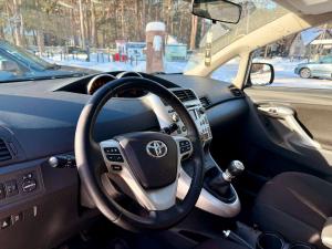 Pelēks Toyota Verso 2011 Kauņa, ar dzinēja tilpumu 2.00 L un nobraukumu 276 tūkst. km par 3600 €, foto 7 vietnē AUTOMOTO.COM.LV