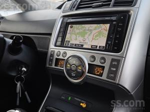 Grey Toyota Verso 2011 in Jekabpils, with an engine capacity of 2.00 L and mileage of 245 thousand km for 5490 €, photo 21 on AUTOMOTO.COM.LV