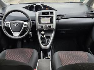 Pelēks Toyota Verso 2011 Jēkabpils, ar dzinēja tilpumu 2.00 L un nobraukumu 245 tūkst. km par 5490 €, foto 28 vietnē AUTOMOTO.COM.LV