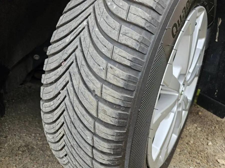 Pelēks Toyota Verso 2011 Jēkabpils, ar dzinēja tilpumu 2.00 L un nobraukumu 245 tūkst. km par 5490 €, foto 36 vietnē AUTOMOTO.COM.LV