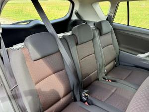 Grey Toyota Verso 2011 in Vilkaviskis, with an engine capacity of 1.80 L and mileage of 172 thousand km for 6900 €, photo 22 on AUTOMOTO.COM.LV