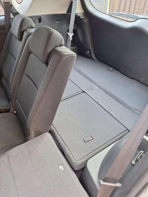Pelēks Toyota Verso 2011 Klaipėda, ar dzinēja tilpumu 2.23 L un nobraukumu 216 tūkst. km par 4900 €, foto 15 vietnē AUTOMOTO.COM.LV