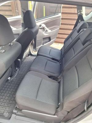 Pelēks Toyota Verso 2011 Klaipėda, ar dzinēja tilpumu 2.23 L un nobraukumu 216 tūkst. km par 4900 €, foto 19 vietnē AUTOMOTO.COM.LV