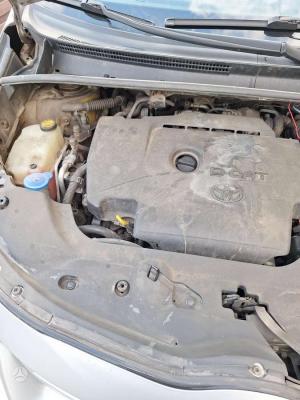 Pelēks Toyota Verso 2011 Klaipėda, ar dzinēja tilpumu 2.23 L un nobraukumu 216 tūkst. km par 4900 €, foto 24 vietnē AUTOMOTO.COM.LV