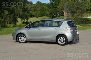 Pelēks Toyota Verso 2011 Valmiera, ar dzinēja tilpumu 2.00 L un nobraukumu 317 tūkst. km par 4750 €, foto 8 vietnē AUTOMOTO.COM.LV