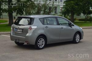 Pelēks Toyota Verso 2011 Valmiera, ar dzinēja tilpumu 2.00 L un nobraukumu 317 tūkst. km par 4750 €, foto 14 vietnē AUTOMOTO.COM.LV