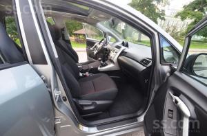 Pelēks Toyota Verso 2011 Valmiera, ar dzinēja tilpumu 2.00 L un nobraukumu 317 tūkst. km par 4750 €, foto 23 vietnē AUTOMOTO.COM.LV