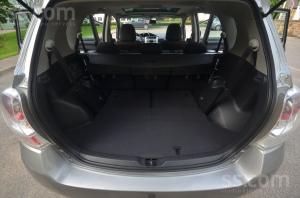 Pelēks Toyota Verso 2011 Valmiera, ar dzinēja tilpumu 2.00 L un nobraukumu 317 tūkst. km par 4750 €, foto 28 vietnē AUTOMOTO.COM.LV