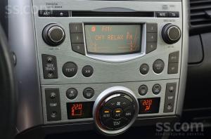 Pelēks Toyota Verso 2011 Valmiera, ar dzinēja tilpumu 2.00 L un nobraukumu 317 tūkst. km par 4750 €, foto 33 vietnē AUTOMOTO.COM.LV