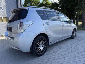 Pelēks Toyota Verso 2011 Kretinga, ar dzinēja tilpumu 2.00 L un nobraukumu 289 tūkst. km par 2995 €, foto 11 vietnē AUTOMOTO.COM.LV