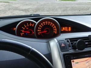 Pelēks Toyota Verso 2011 Viļņa, ar dzinēja tilpumu 2.23 L un nobraukumu 281 tūkst. km par 3400 €, foto 13 vietnē AUTOMOTO.COM.LV