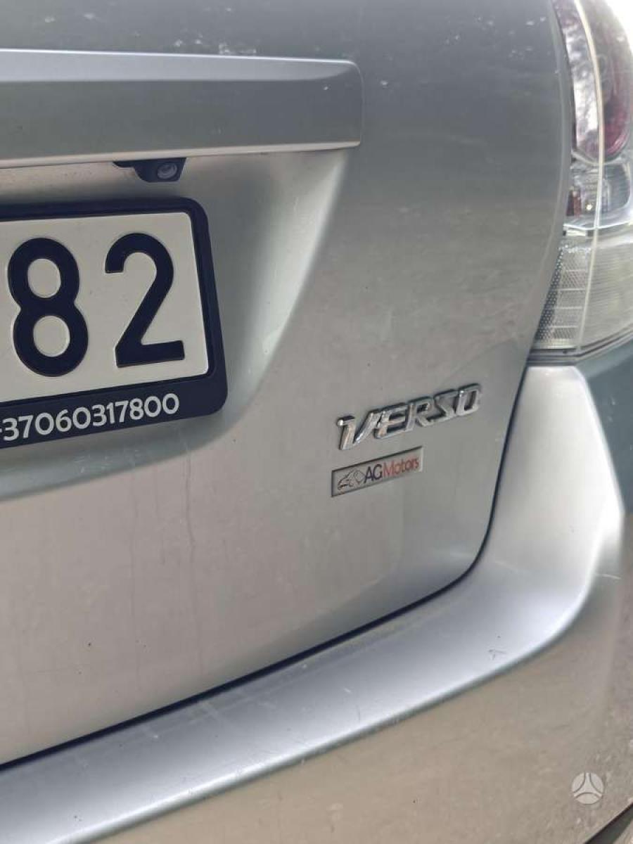 Pelēks Toyota Verso 2011 Viļņa, ar dzinēja tilpumu 2.23 L un nobraukumu 281 tūkst. km par 3400 €, foto 30 vietnē AUTOMOTO.COM.LV