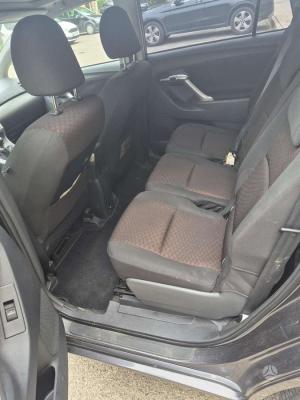Pelēks Toyota Verso 2011 Panevēža, ar dzinēja tilpumu 2.00 L un nobraukumu 29 tūkst. km par 3800 €, foto 8 vietnē AUTOMOTO.COM.LV