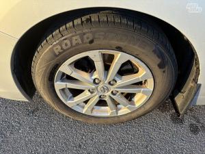 Grey Toyota Verso 2011 in Panevezys, with an engine capacity of 2.00 L and mileage of 170 thousand km for 4950 €, photo 10 on AUTOMOTO.COM.LV