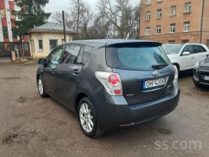 Pelēks Toyota Verso 2012 Daugavpils, ar dzinēja tilpumu 2.00 L un nobraukumu 0 tūkst. km par 6500 €, foto 9 vietnē AUTOMOTO.COM.LV