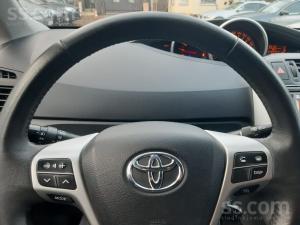 Pelēks Toyota Verso 2012 Daugavpils, ar dzinēja tilpumu 2.00 L un nobraukumu 0 tūkst. km par 6500 €, foto 14 vietnē AUTOMOTO.COM.LV