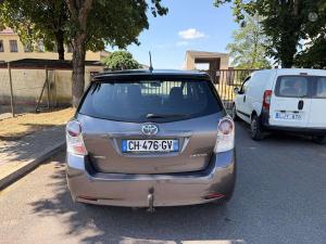 Pelēks Toyota Verso 2012 Tauragė, ar dzinēja tilpumu 2.00 L un nobraukumu 352 tūkst. km par 4950 €, foto 7 vietnē AUTOMOTO.COM.LV