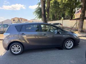 Pelēks Toyota Verso 2012 Tauragė, ar dzinēja tilpumu 2.00 L un nobraukumu 352 tūkst. km par 4950 €, foto 9 vietnē AUTOMOTO.COM.LV