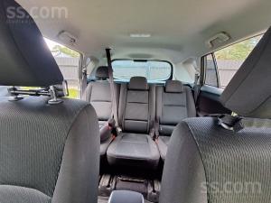Grey Toyota Verso 2012 in Riga, with an engine capacity of 2.00 L and mileage of 217 thousand km for 4900 €, photo 8 on AUTOMOTO.COM.LV