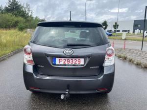 Grey Toyota Verso 2012 in Vilnius, with an engine capacity of 1.80 L and mileage of 277 thousand km for 7650 €, photo 7 on AUTOMOTO.COM.LV