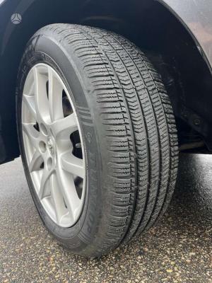 Grey Toyota Verso 2012 in Vilnius, with an engine capacity of 1.80 L and mileage of 277 thousand km for 7650 €, photo 10 on AUTOMOTO.COM.LV